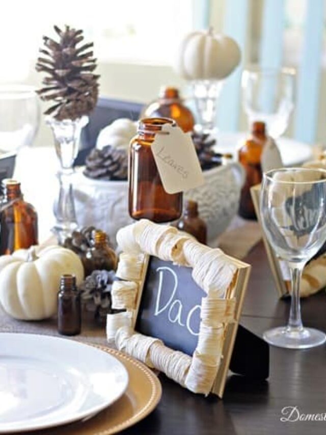 Corn Husk and Chalkboard Place Cards - Domestically Speaking