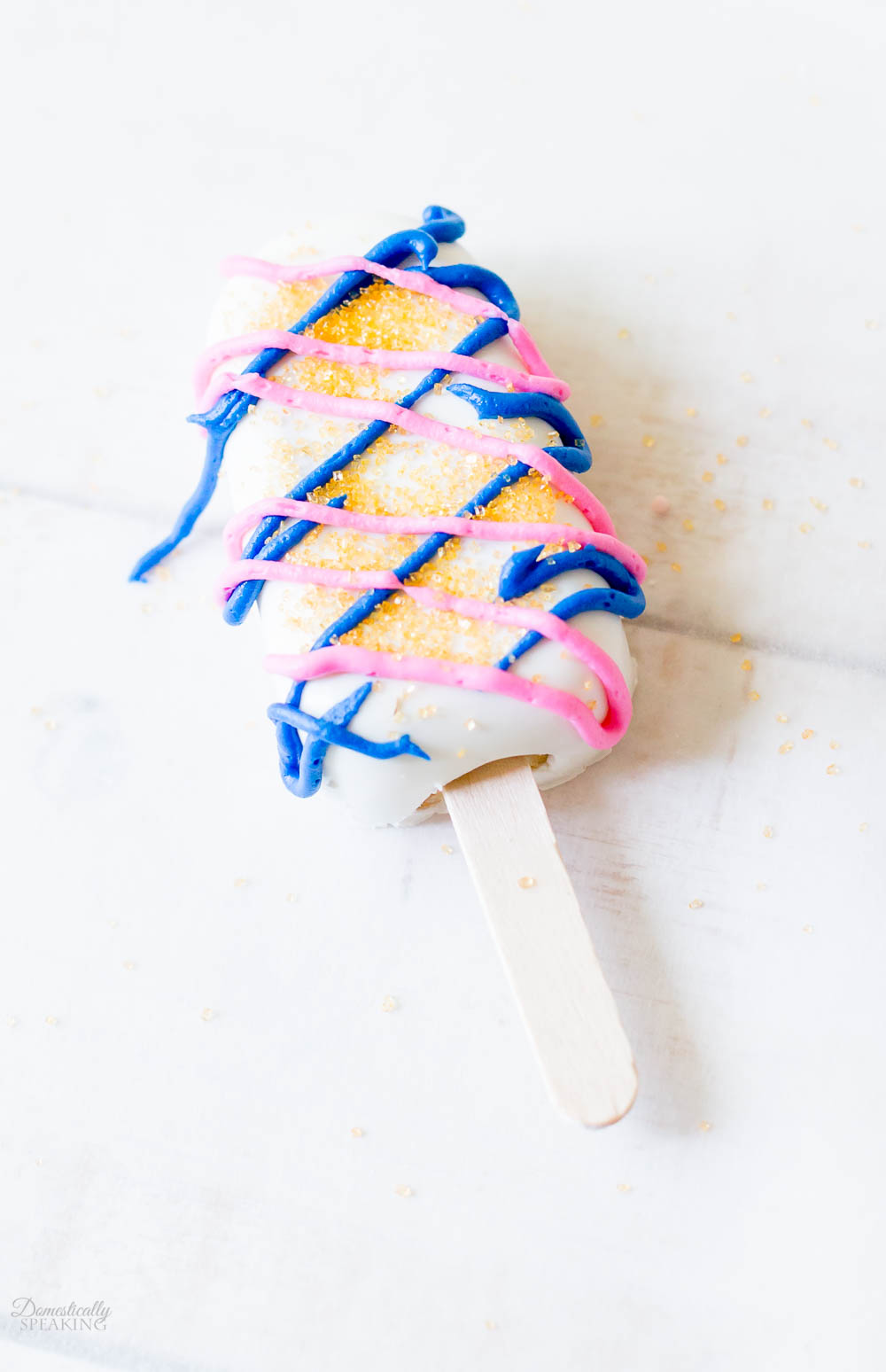 How to Make Spring Easter Cakesicles - Domestically Speaking