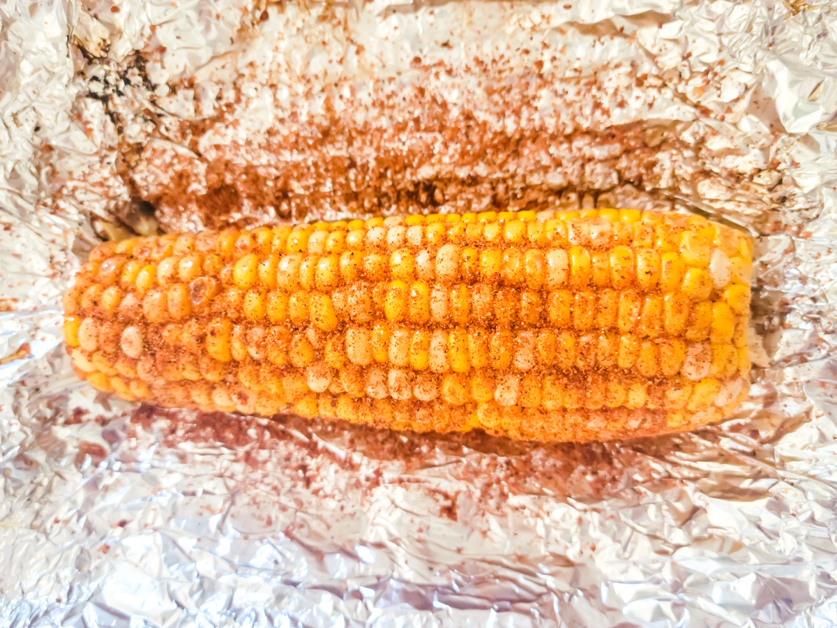How To Grill Corn On The Cob (Step By Step) - Domestically Speaking